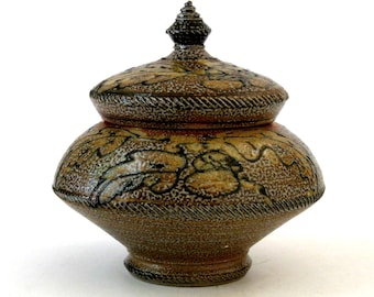 Morris pottery | Etsy