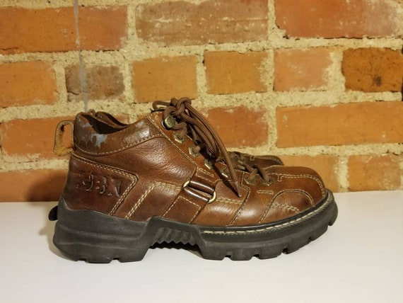 GBX LEATHER SHOES // Vintage 90's Brown Chunky Lug Soles - Etsy