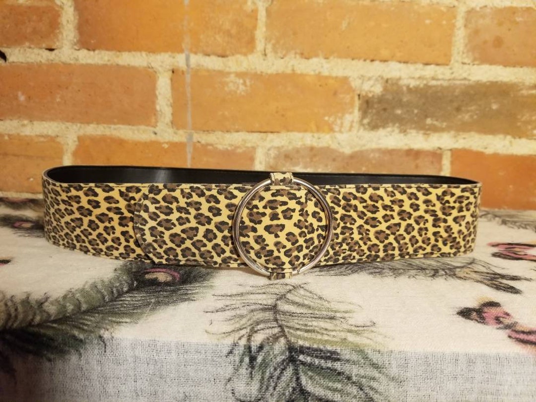 VINTAGE CHEETAH BELT // Brown Black Leopard 60's Round - Etsy