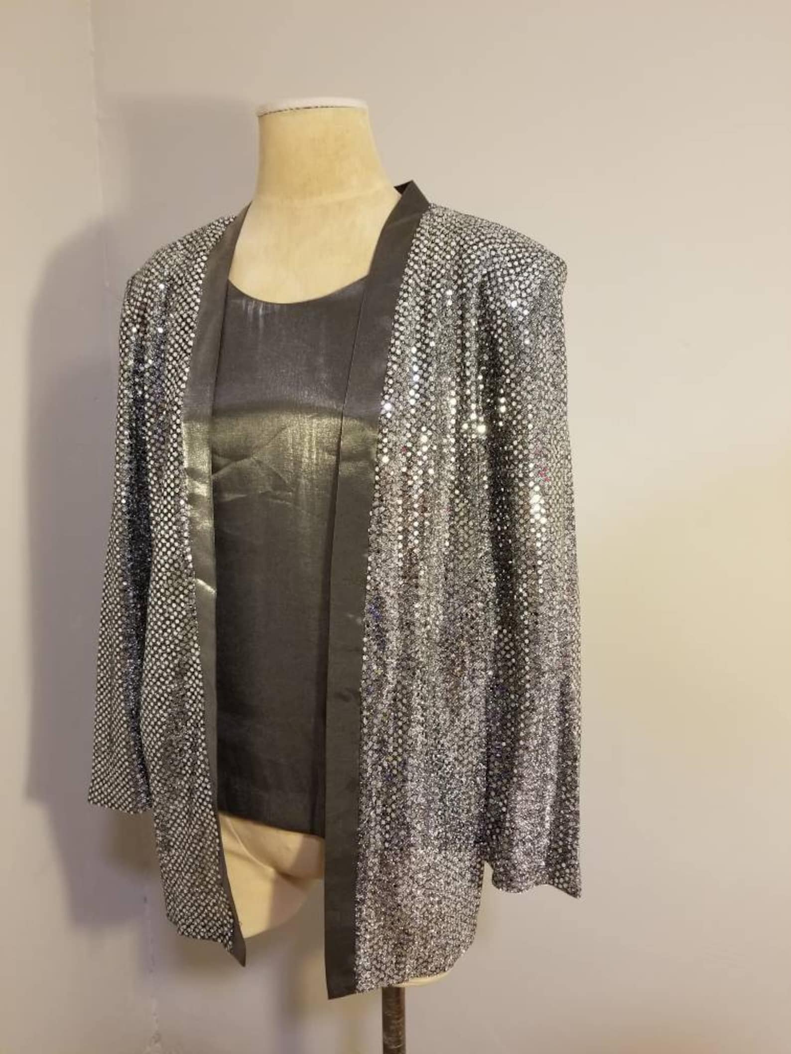 METALLIC SILVER CARDIGAN // 80's R&M Richards by Karen - Etsy