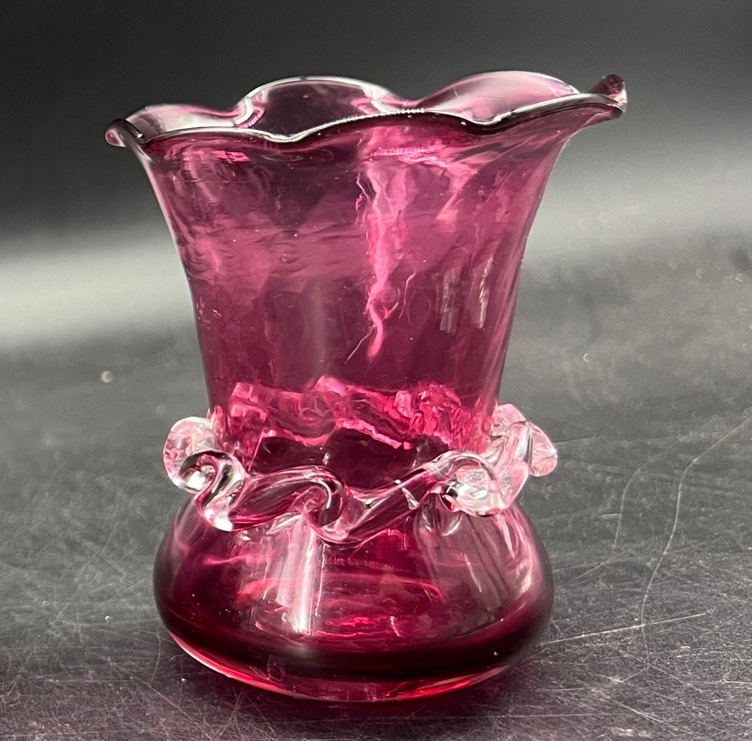 Vintage Pilgrim Cranberry Glass Vase 4” Glear Crystal Ruffled Collar ...