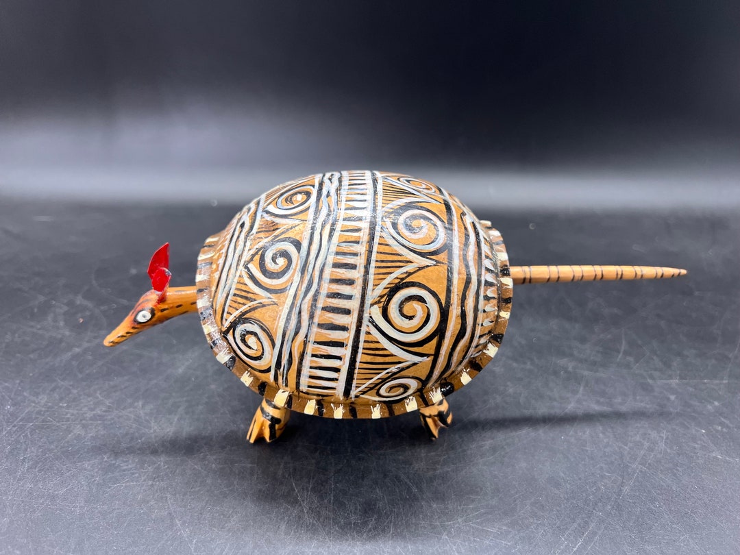 Mexican Folk Art Gourd Art Armadillo Bobble Head and Tail Handpainted ...