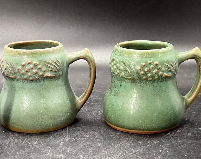 Bennington Potters United Crafts Pinecone Mug Stickley Museum Stoneware ...