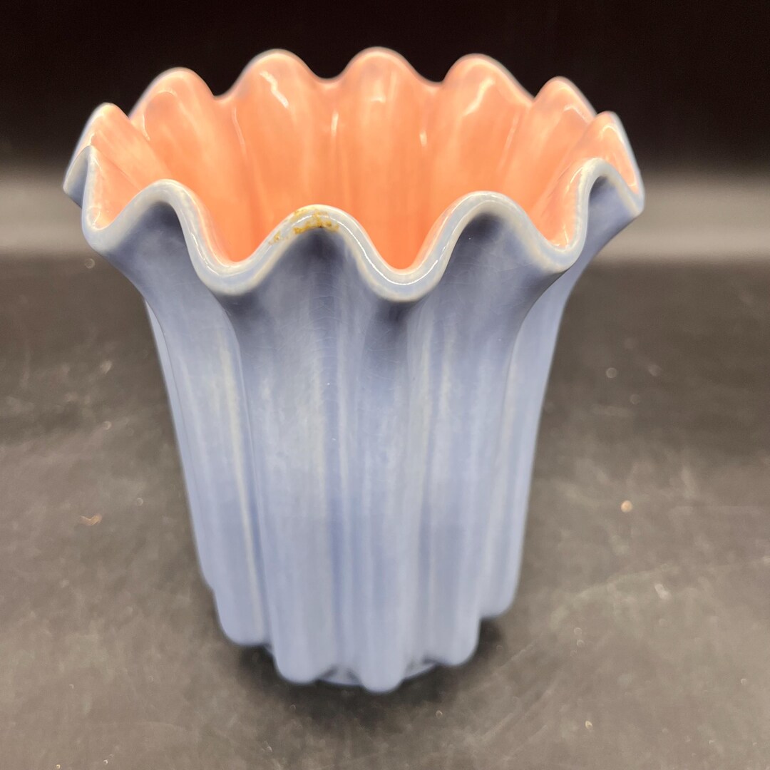 Red Wing Pottery 1129 Periwinkle and Pink Fluted Ruffled Vase 7inch ...
