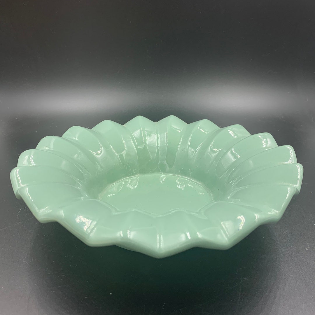 Haeger Pottery #4382 Sage Green Ruffled Bowl Vintage 1984 - Etsy