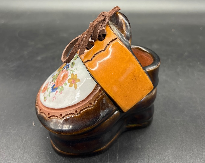 The Clay Cobbler Wall Pocket Planter Shoe Terra-cotta Pottery Floral ...