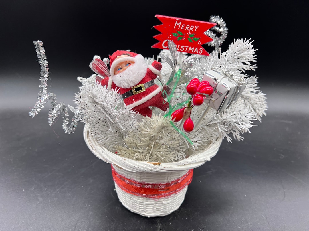 Vintage White and Red Santa Basket Arrangement - Etsy