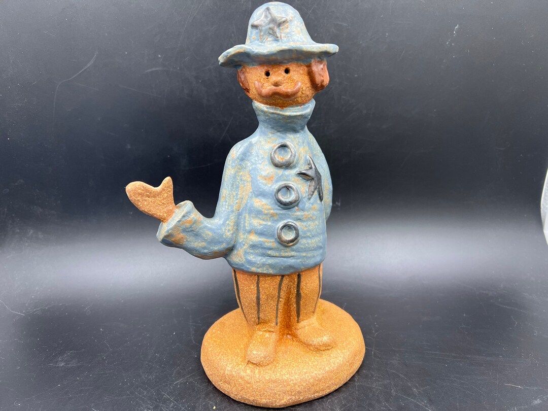 Metlox Poppet Casey the Cop Poppytrail 701 Stoneware Pottery Police ...