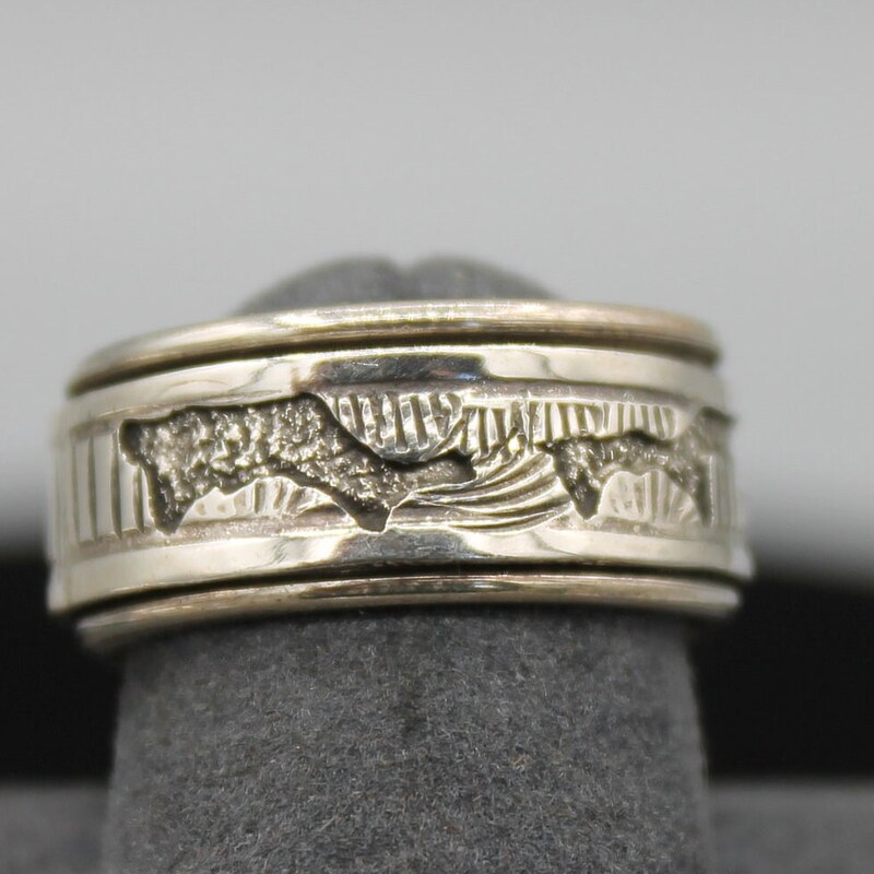 Storyteller Ring - Etsy
