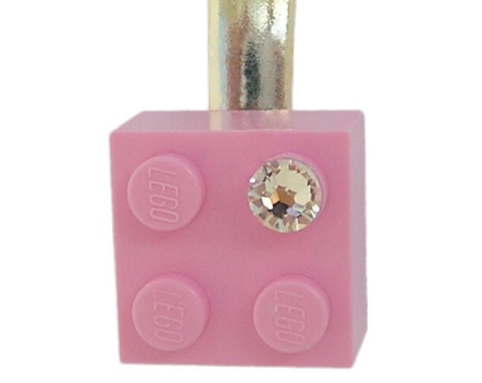 Light Pink LEGO® Brick 2x2 With a ‘diamond’ Color SWAROVSKI® Crystal on ...