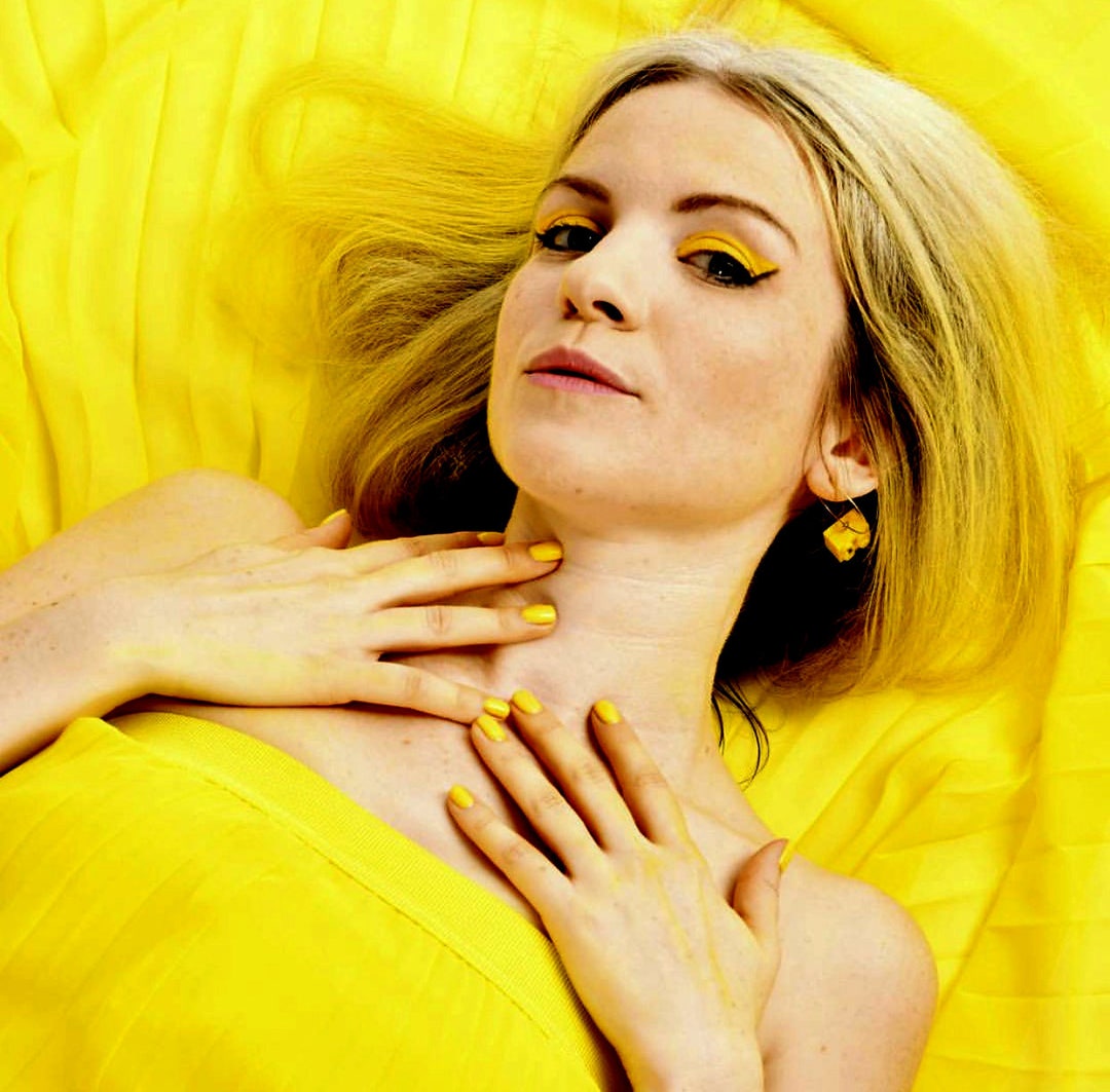 Yellow LEGO® Brick 2x2 With a Yellow SWAROVSKI® Crystal on a Silver ...