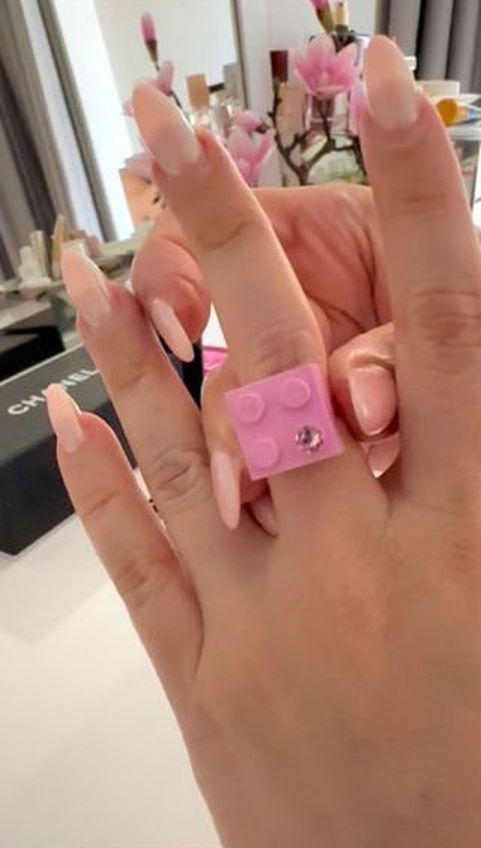 Light Pink LEGO® Brick 2x2 With a Pink SWAROVSKI® Crystal on a - Etsy