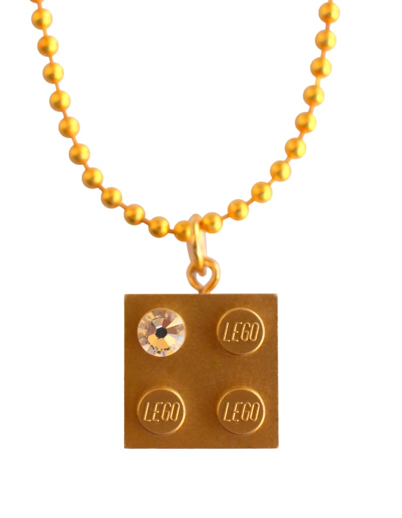 Metallic Gold LEGO® Brick 2x2 With a ‘diamond’ Color SWAROVSKI® Crystal ...