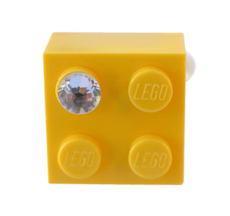 Yellow LEGO® Brick 2x2 With a diamond Color SWAROVSKI® - Etsy Israel
