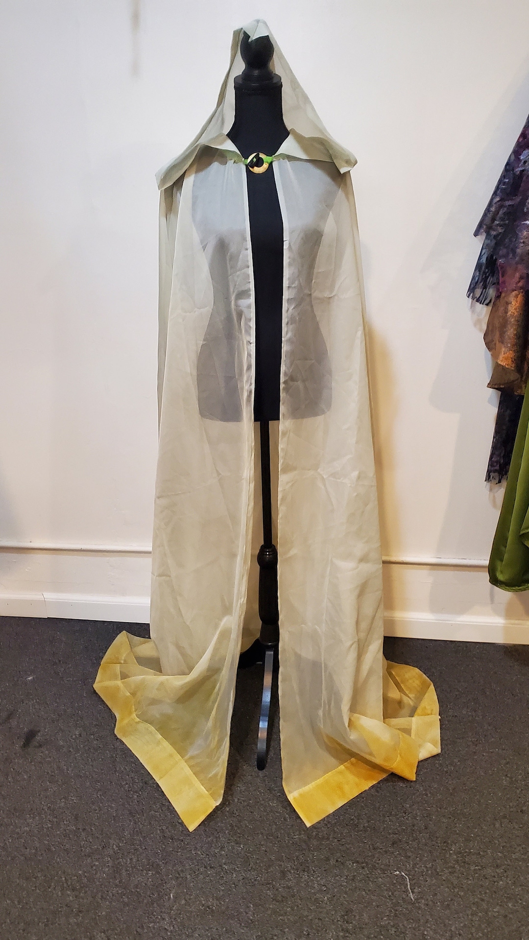 A Moment of Luck a Spartan Style Cloak - Etsy
