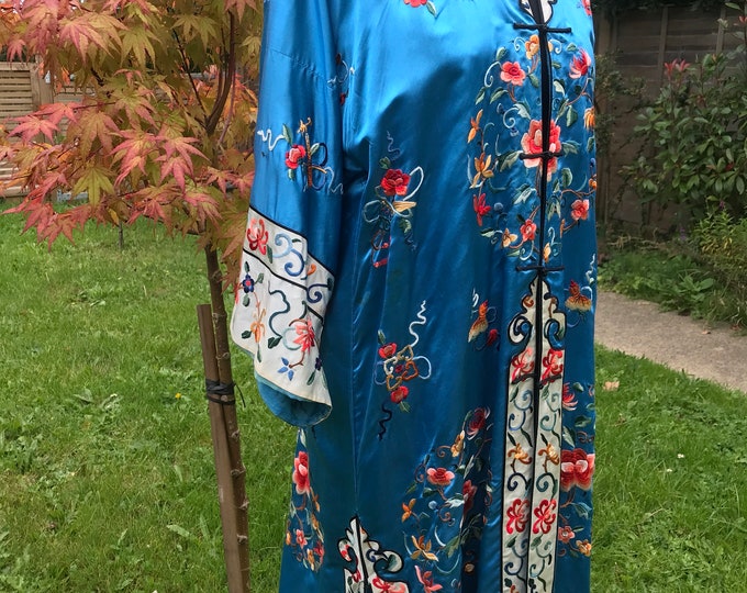 Vintage Chinese Silk Embroidered Robe-late 1940s Chinese Silk Hand ...