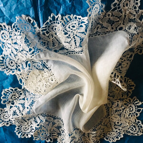 Antique Lace Handkerchief - Etsy