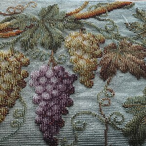 Beaded Panel Grapes on the Vine All Glass With Metal Accent Beads ...