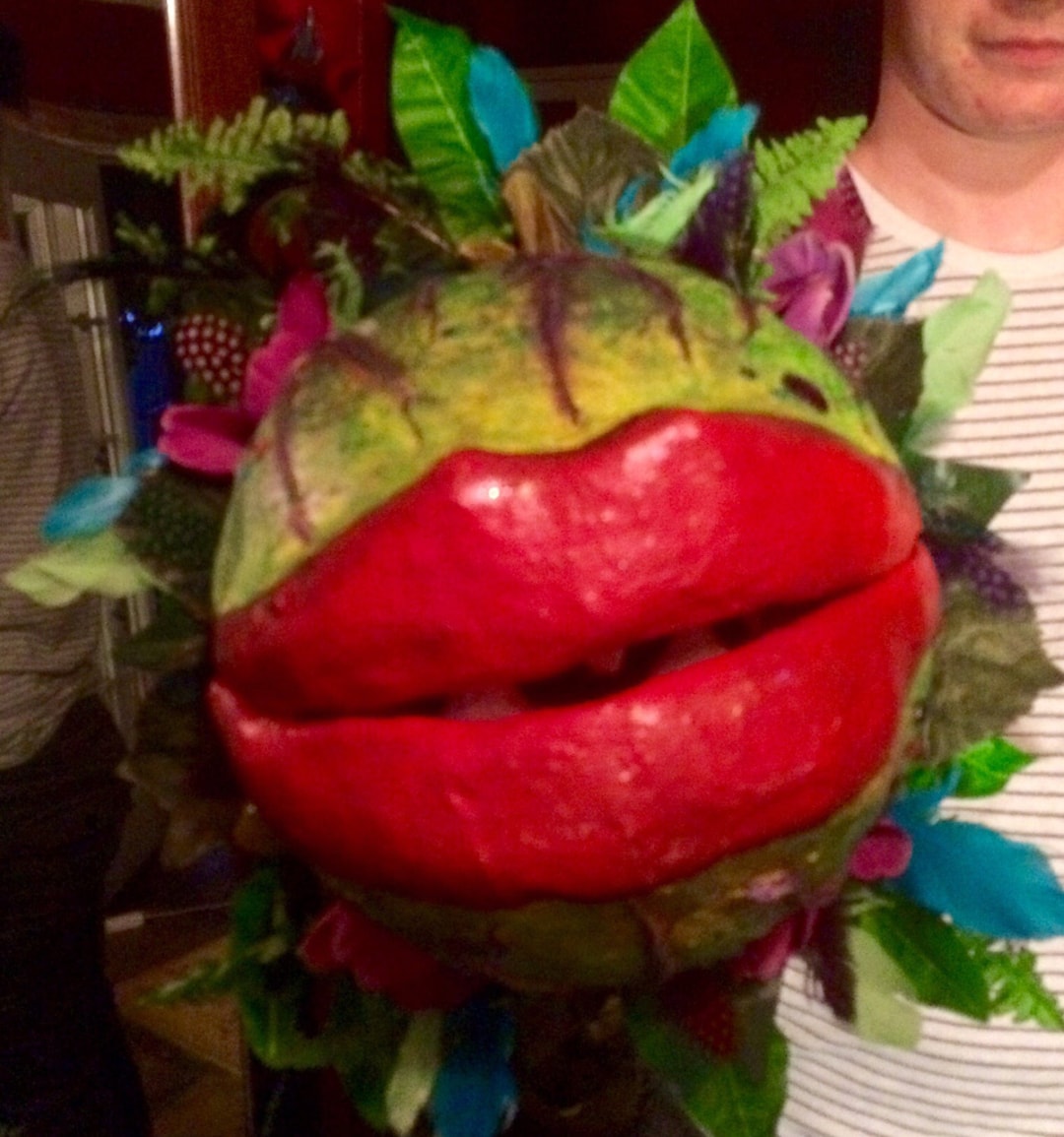 Little Shop of Horrors Pinup Pod Audrey Two Drag Puppet. Fun, Campy ...