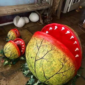 Little Shop of Horrors Audrey Puppet Set, Pods 1-3 and Root Suit - Etsy