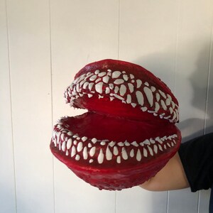 The Deadly Spawn Replica Hand Puppet. Working Puppet! Great Costume ...