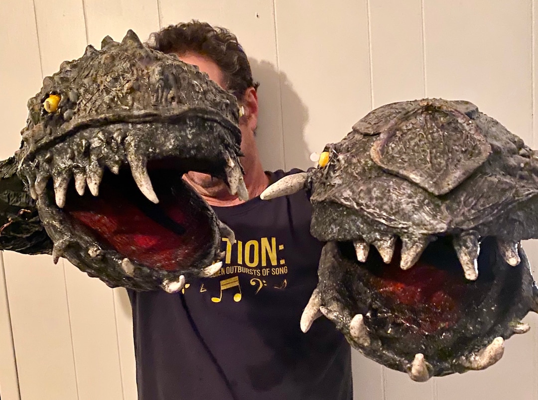 Monster Hand Puppets! Pair of Demon Heads Hand Puppets: the Darkness ...