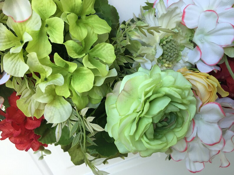 Red & Green Hydrangea with Yellow Ranunculus Wreath | Etsy