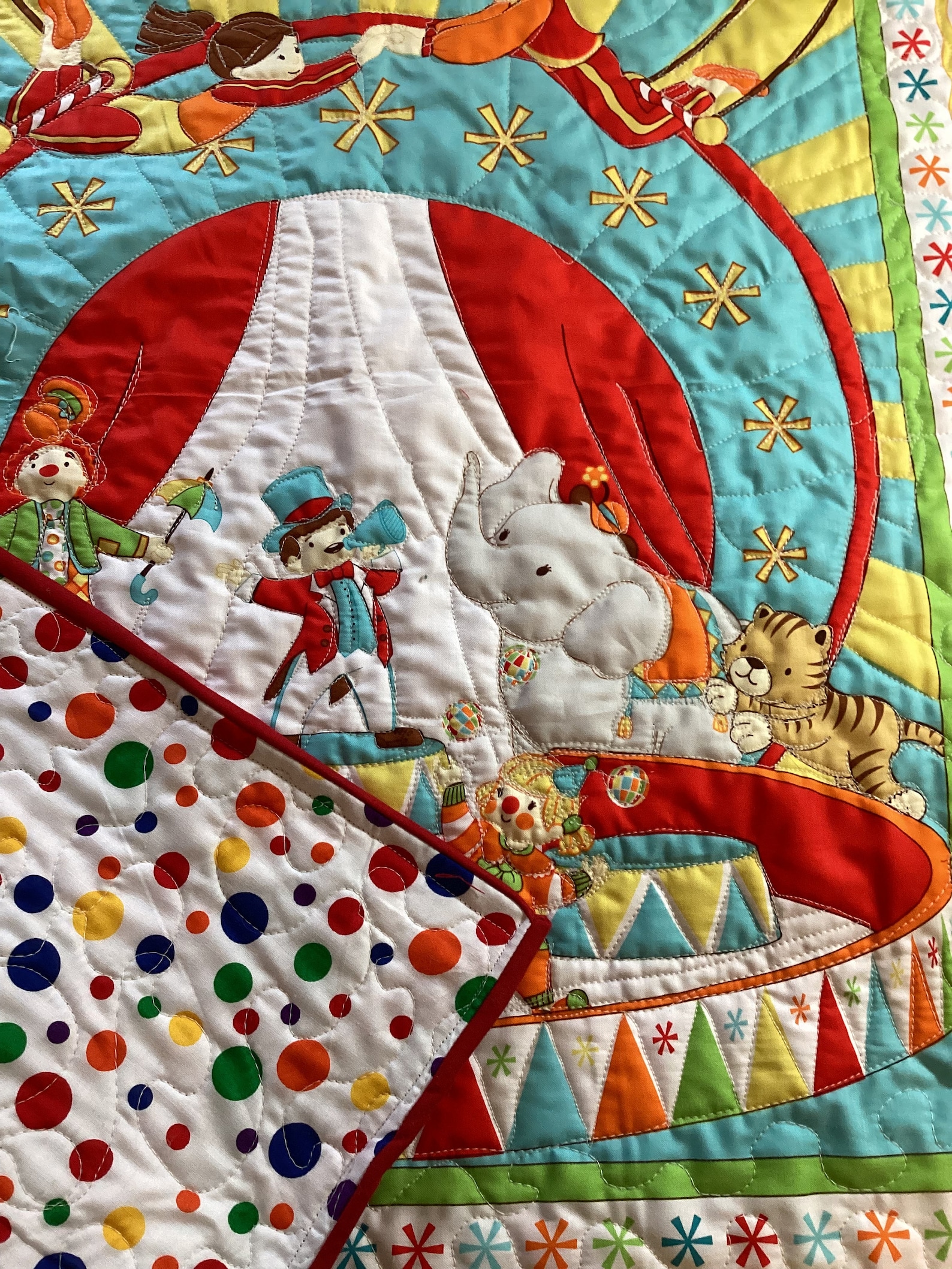 Circus Quilt- Baby Quilt or Toddler Gift - Circus Nursery Décor - 34 ...