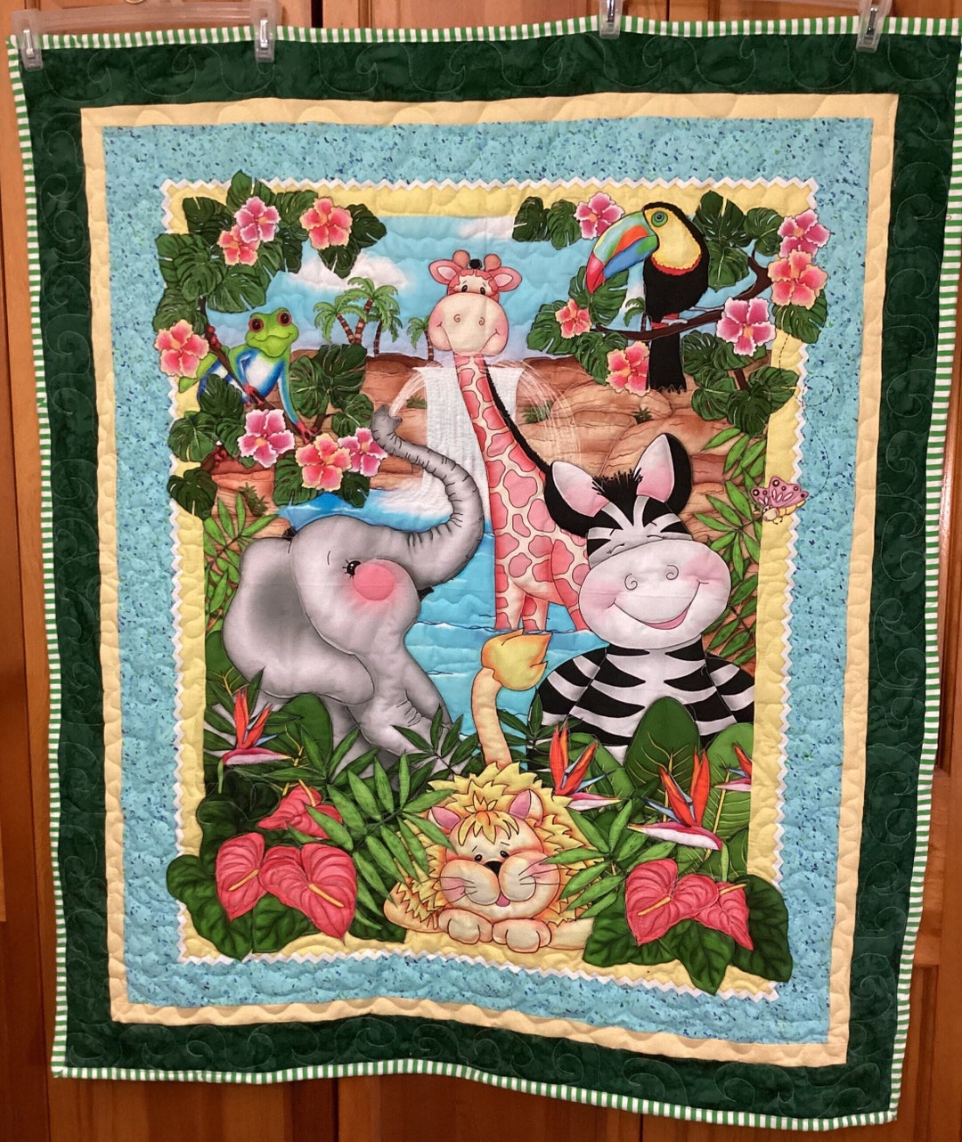 Jungle Animal Quilt With Colorful Animals, Cozy Blanket With Pale Grey ...