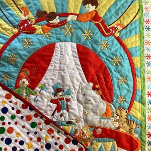 Circus Quilt- Baby Quilt or Toddler Gift - Circus Nursery Décor - 34 ...