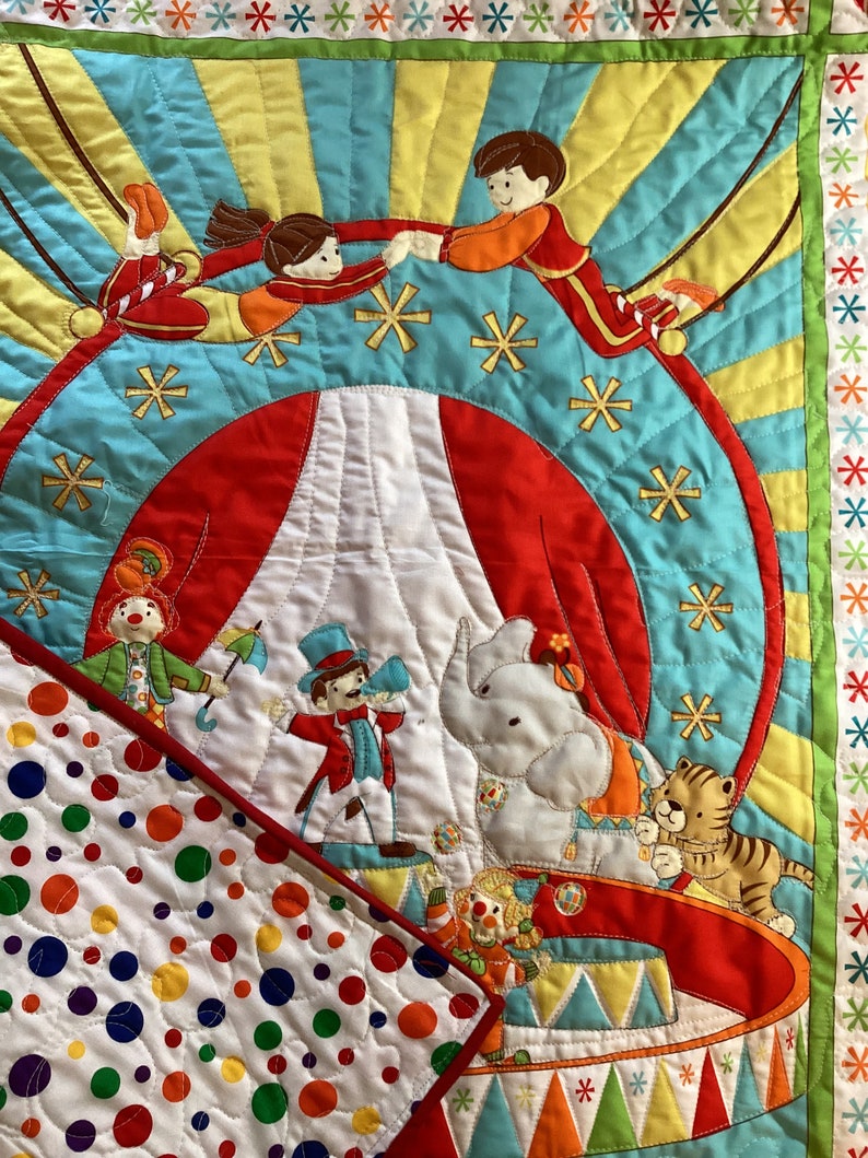 Circus Quilt- Baby Quilt or Toddler Gift - Circus Nursery Décor - 34 ...