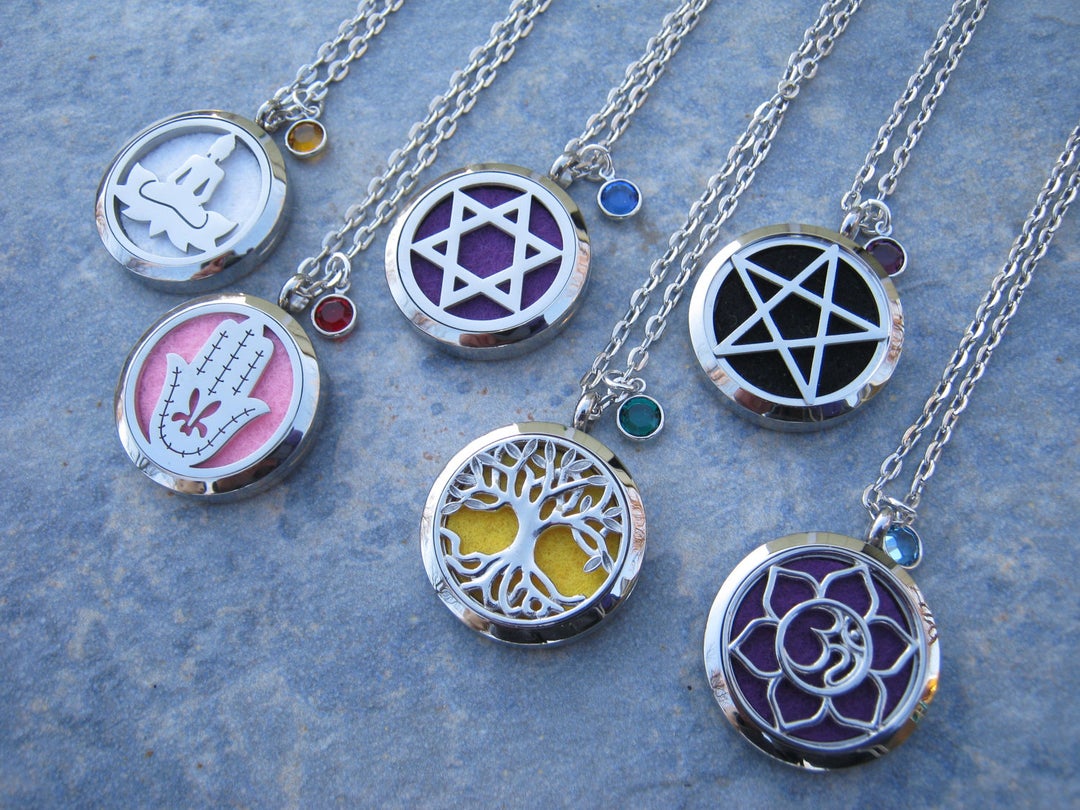 Stainless Steel Diffuser Necklace, Personalized Aromatherapy Necklace ...