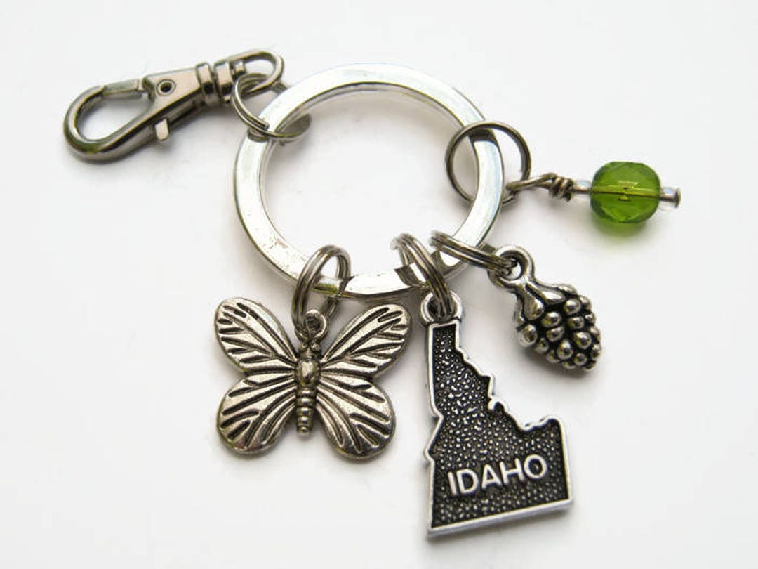 Personalized Idaho Keychain, US State Map Zipper Pull, Pine Cone ...