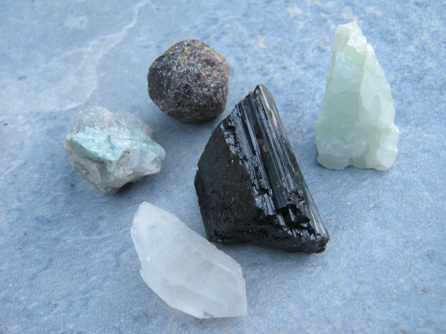 Set of 5 Raw Gemstones, Instant Rock Collector Kit With Positive ...
