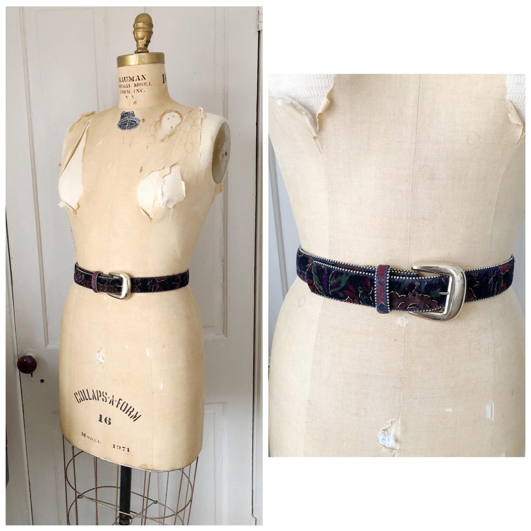 Midnight Blooms 1990s Cottage Core/whimsigoth Dark Navy Blue Velvet ...