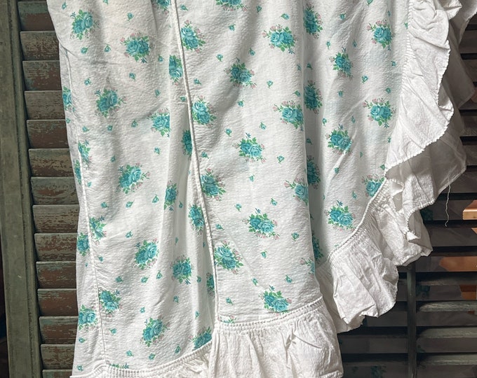 Vintage Seersucker Blue Roses Bedspread White Piping * 105” Cottagecore ...