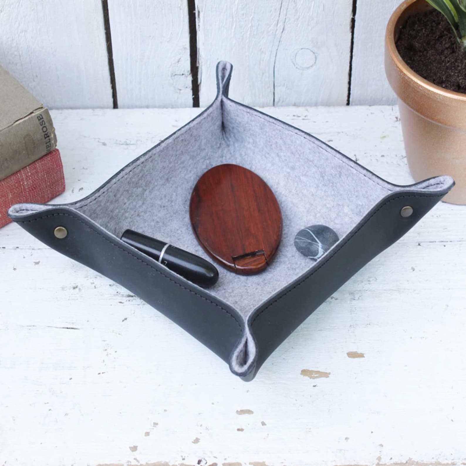 Large Black Leather & Felt Trinket Tray - Etsy