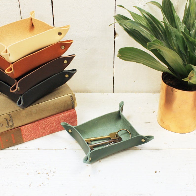 Small Leather Trinket Trays, Valet Tray, Jewellery Tray, Dice Mat ...