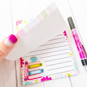 Floral Book Stack Notepad 4.25" X 5.5"- Book Stack - Bookworm Gift - Notepad - Etsy