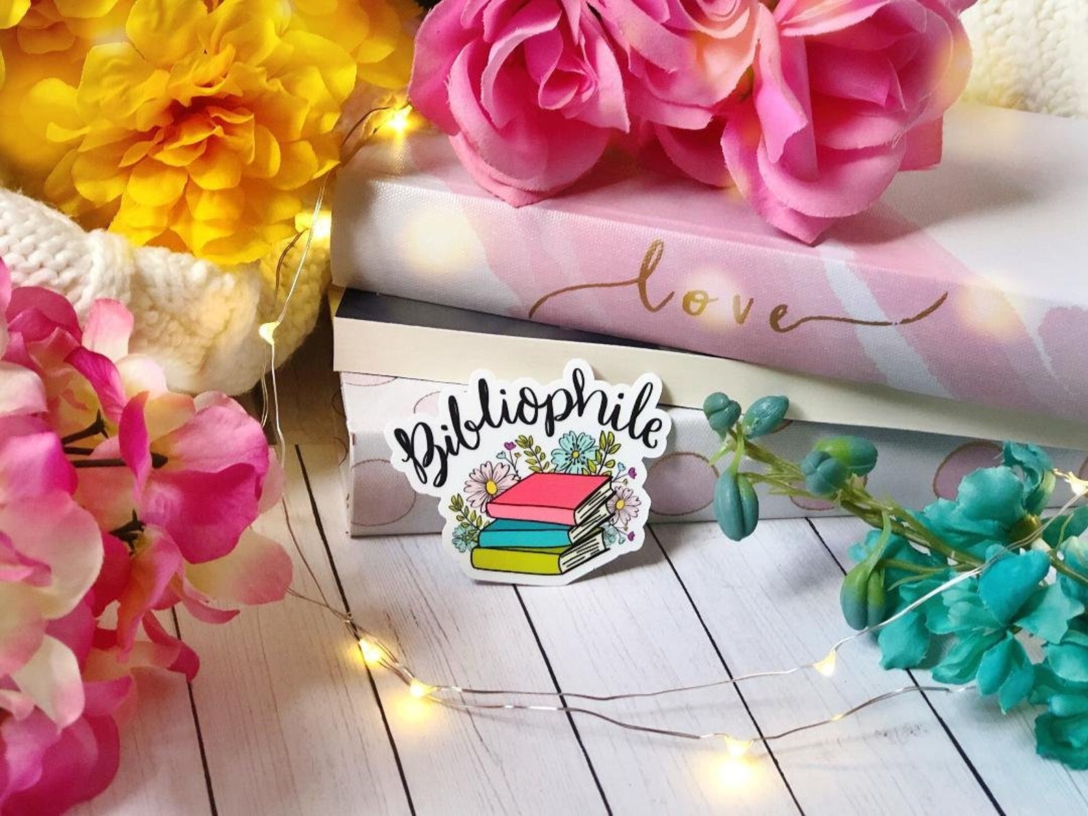 Bibliophile Book Stack Vinyl Sticker Bookish Vinyl Decal - Etsy
