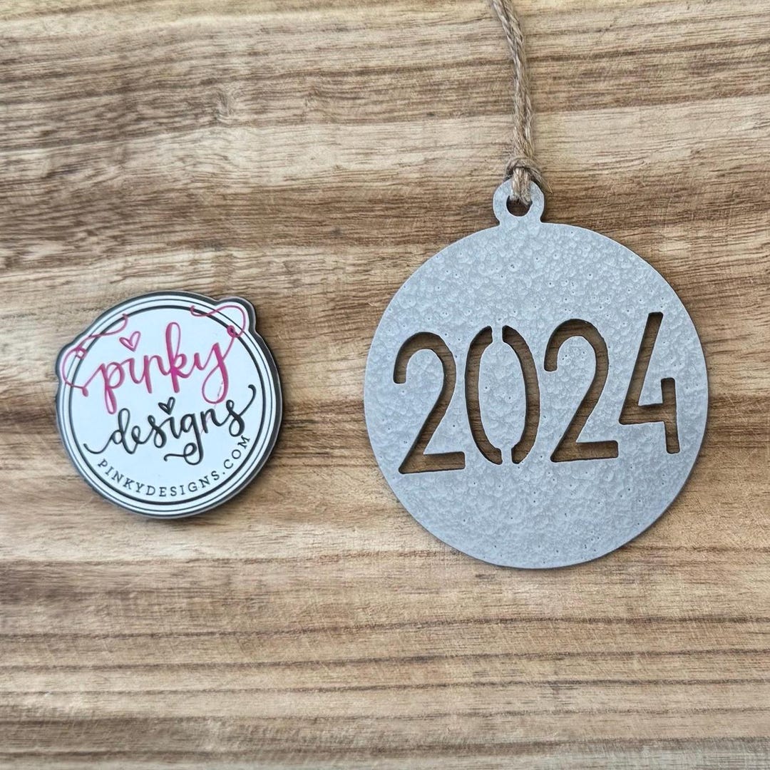 2024 Round Ornament | Metal Ornament | Christmas Ornament | Metal Year ...
