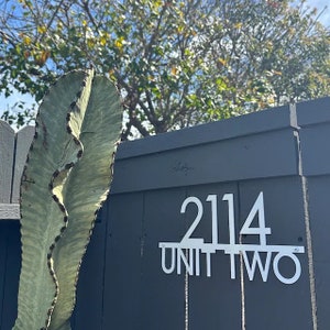 Modern Metal House Numbers With Street Name Modern Deco House Number ...