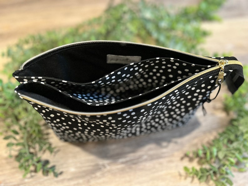 Large Divided Zipper Pouch, Makeup Bag, Project Bag - Etsy