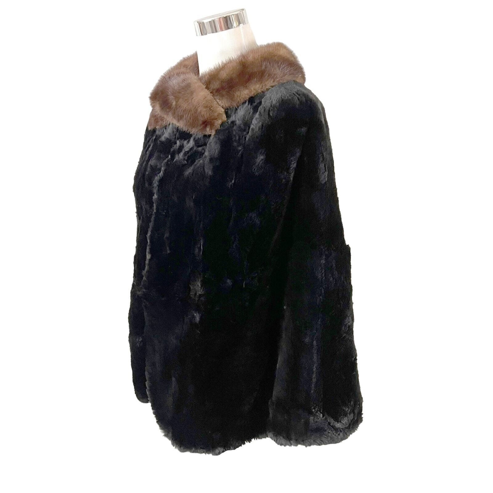 Black Sheared Beaver Fur Cape With Brown Mink Collar Vintage 1940s ...