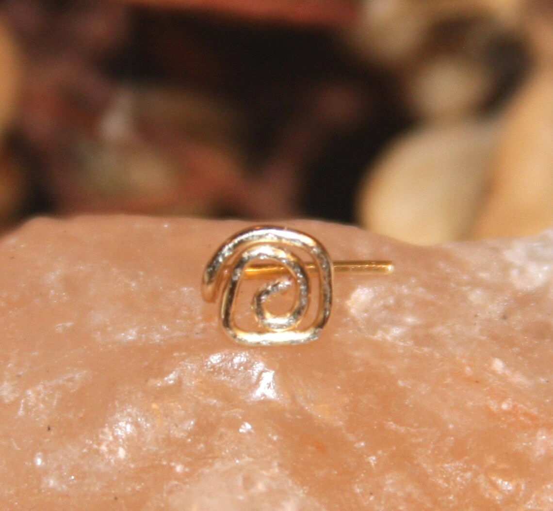 Poppy Flower Nose Stud Poppy tragus cartilage Stud Tiny Gold | Etsy