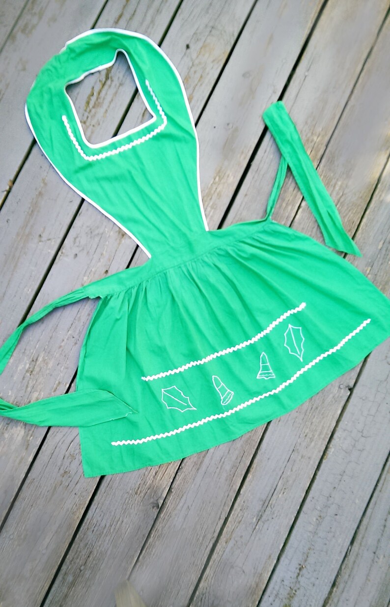 Vintage Christmas Embroidered Ric Rac Apron - Etsy