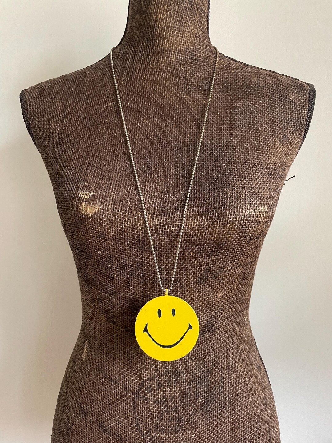 Vintage 1970’s Metal Smiley Face Pendant on Ball Chain Necklace - Etsy