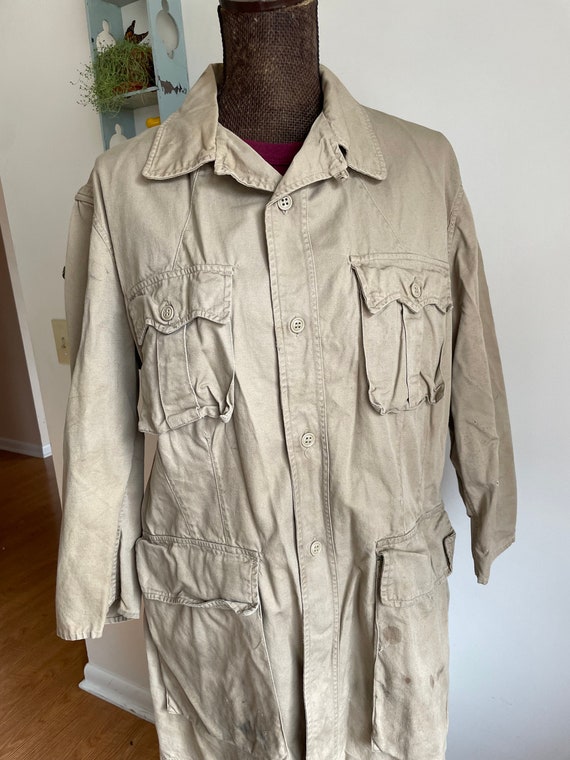 Vintage 1950s USAF military tan tropical bush jacket,… - Gem