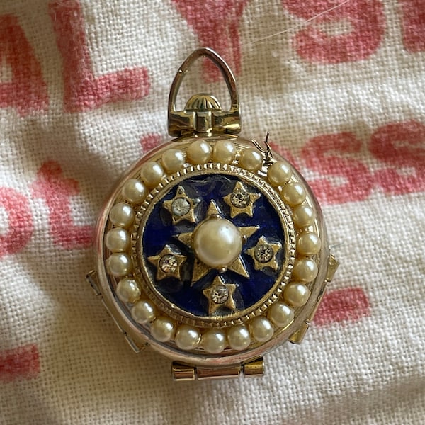 Vintage Coro Locket - Etsy