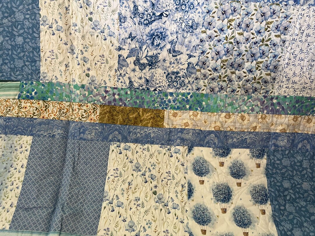 Blue Calm Quilt - Etsy